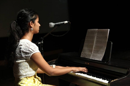 Piano Classes | Piano Lessons | Online Piano Classes & Lessons